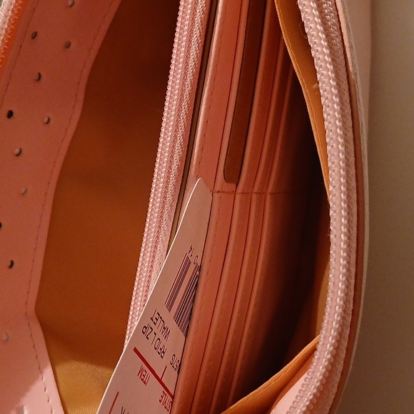 Buxton | Bags | Buxton Leather Ladies Zip Around Pink Walletclutch With ...